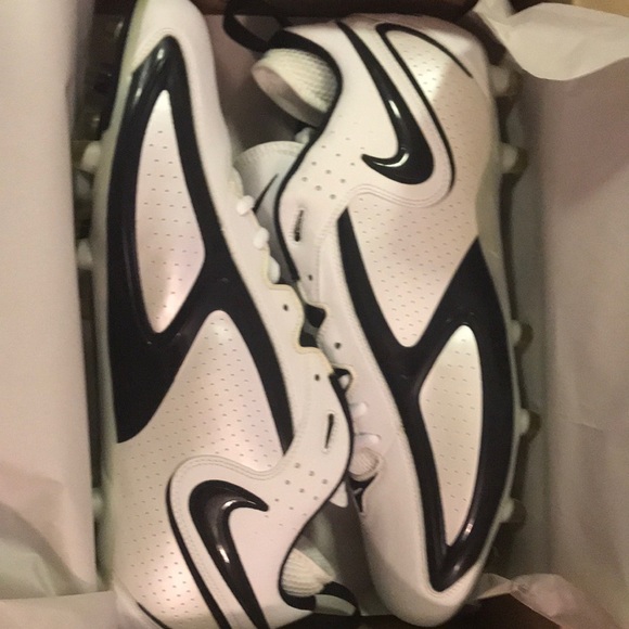 Nike | Shoes | 4 Mens Nike Football Cleats Blade Ii Td Low White Black ...